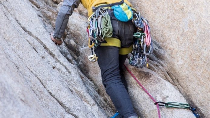 Trad climbing là gì? Kinh nghiệm Trad cho người mới bắt đầu ...